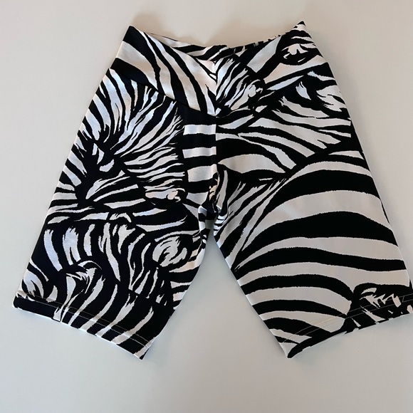 divino corpo | Shorts | Divino Corpo Zebra Bike Shorts | Poshmark